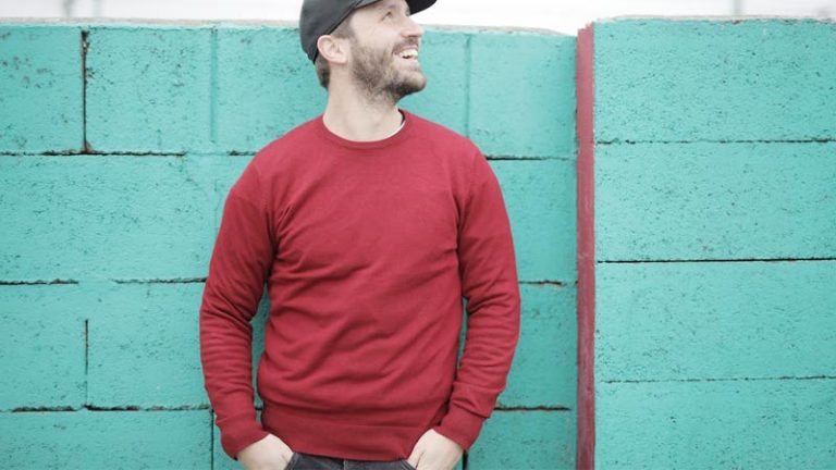 Read All About It: What Colours Go With Red Clothes? - Wayne Arthur Gallery